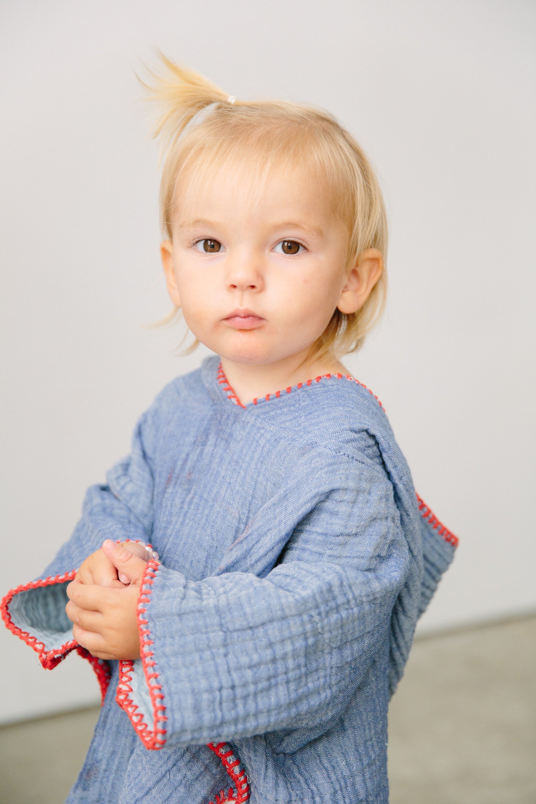 THE PEBBLE | Kid's Muslin Poncho – Tofino Towel Co.